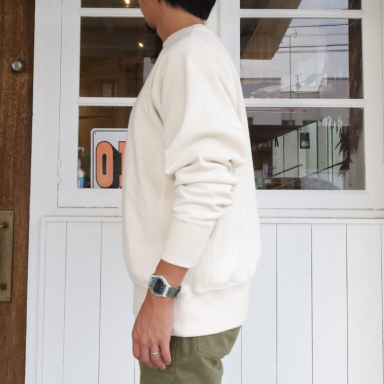 Barns Outfitter’s 90’s Crew Neck Sweat BR-24372 – by CITRON